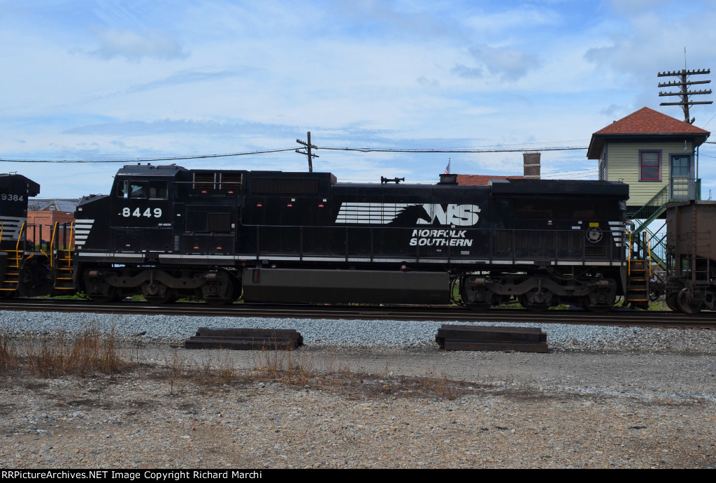 NS 8449